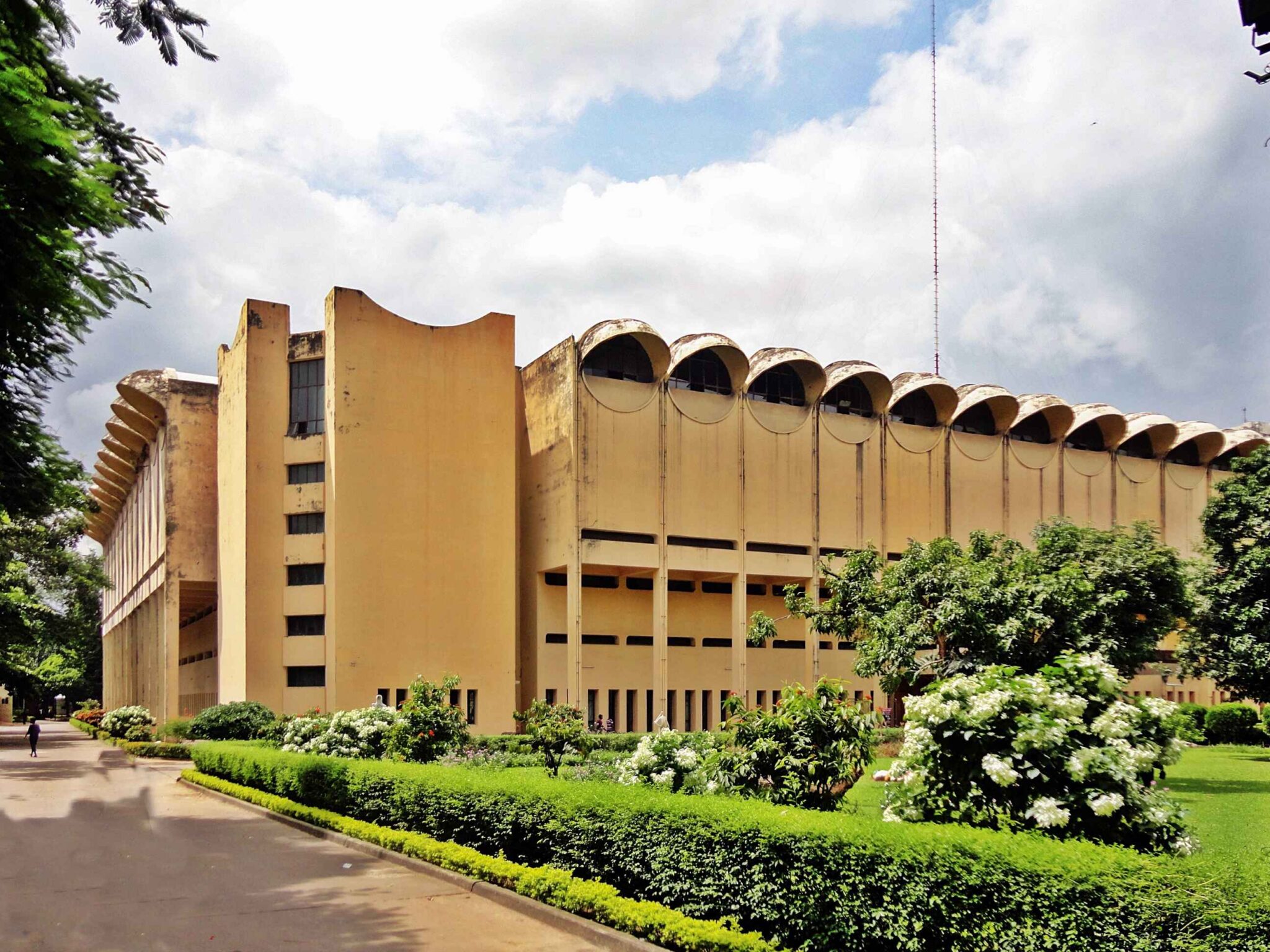 Exploring The National Museum Of Bangladesh: Dhaka's Cultural Treasure ...